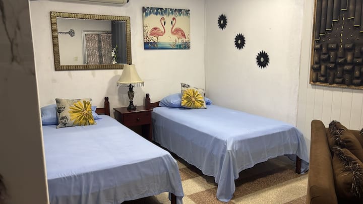 Acogedor Estudio Privado Cerca Del Aeropuerto - Aéroport de Panama-Tocumen (PTY)