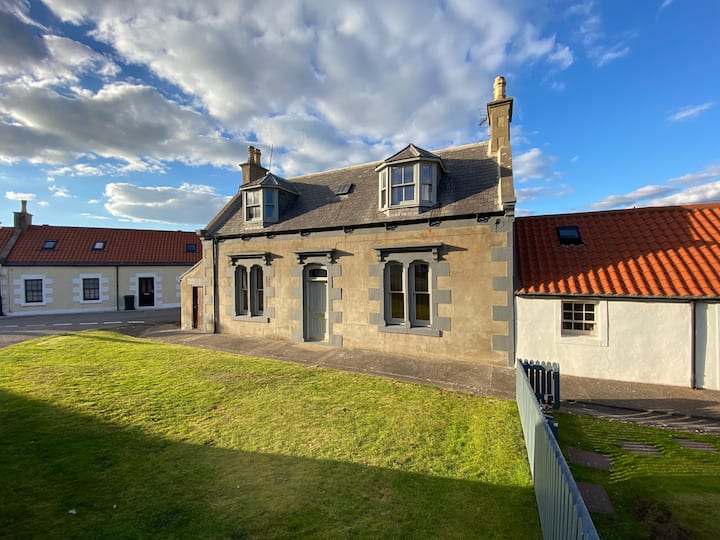 200 Seatown Beach Cottage - Cullen