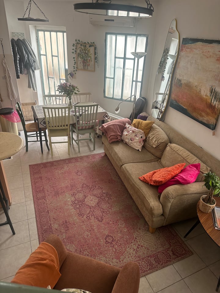 Safe Room + Kosher, Cozy Family Stay (ממד פרטי) - Jerusalem