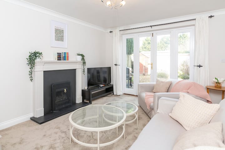 Oxford Retreat | 3-bed Home With Garden & Parking - Oxford