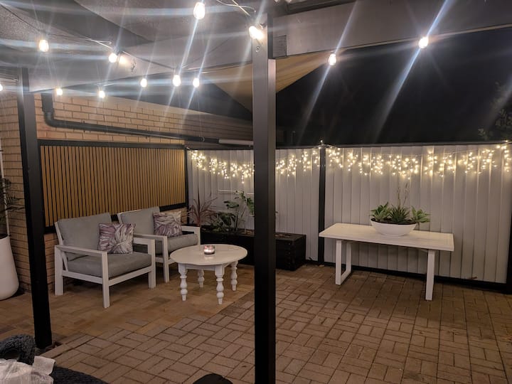 Cosy Couple's Tiny House - Western Australia