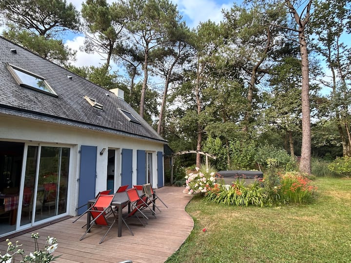 Superbe Villa Sur Golf De St Laurent Avec Jacuzzi - Carnac