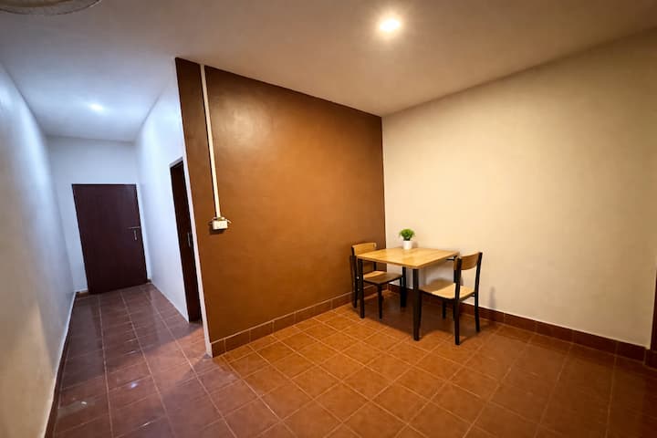 Cozy Private Room-city Center | Walk To Patuxay - Vientiane