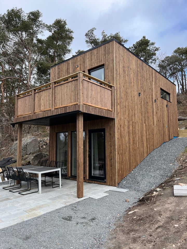 Nybyggt Gästhus I Två Plan Med Fullt Utrustat Kök - Onsala