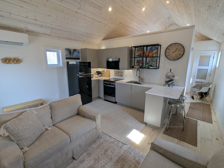 The Ridge - Adorable Spring Lake Private Studio - Grand Haven, MI