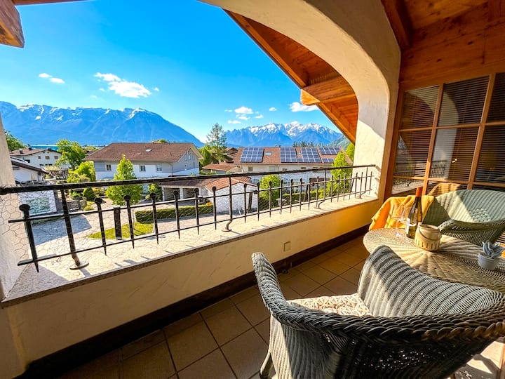 Alpine View At The Gates Of Salzburg +Netflix Mace - Piding