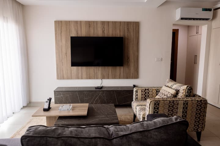 T2 Chic & Cosy à Riviera 3 | Clim + Wifi - Abidjan