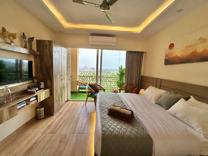 New Luxury Studio Suites | Launch Price | Expomart - India