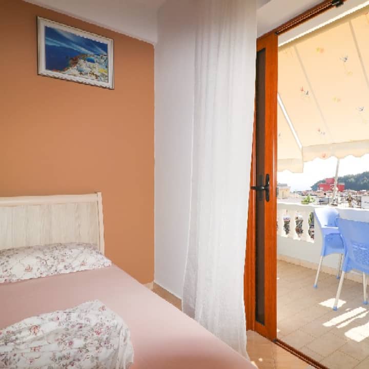 Family Sea View Room With Kitchen - Himarë