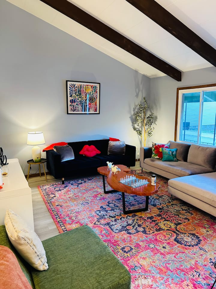 River Paradise Home With Dock & Pool Access - California, PA