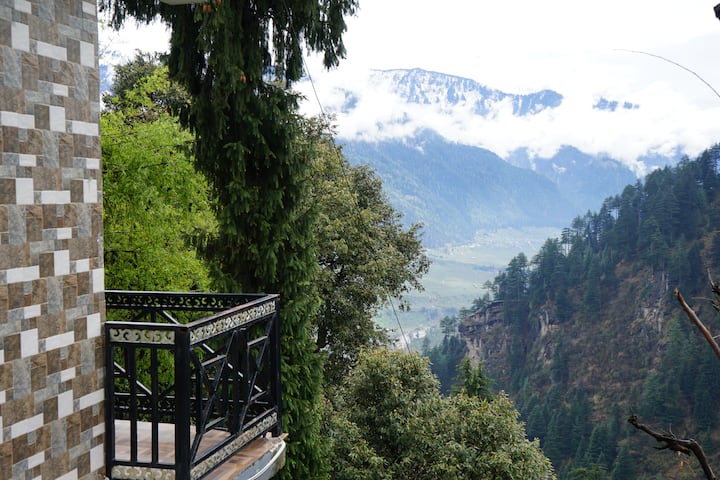 Hills & Hush 3bhk
Kitchen | Wfh | Views | Peace - Manali