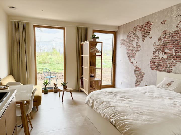 Farmhouse Studio With Terrace & Vinyl Records - Leuven