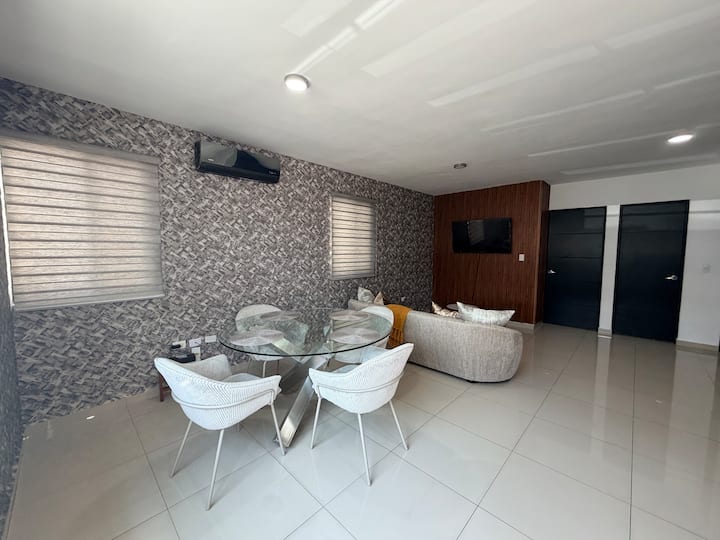 Departamento Cómodo Para Viajes De Negocio/turismo - Monterrey