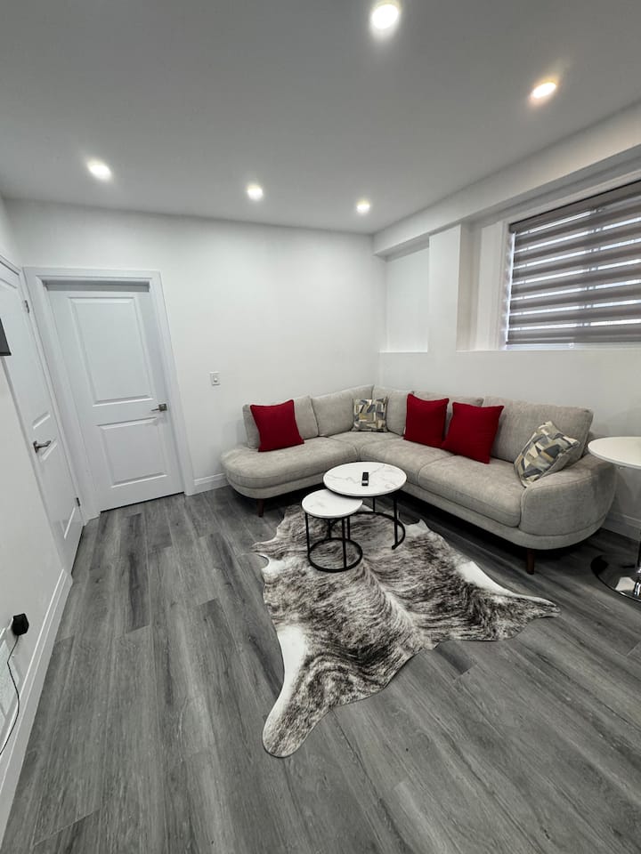 Lovely Suite - Kitchener