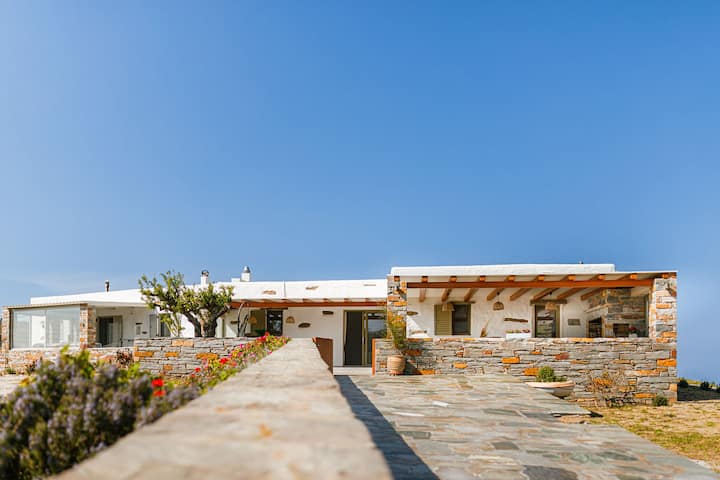 Almond Stone House - Kea