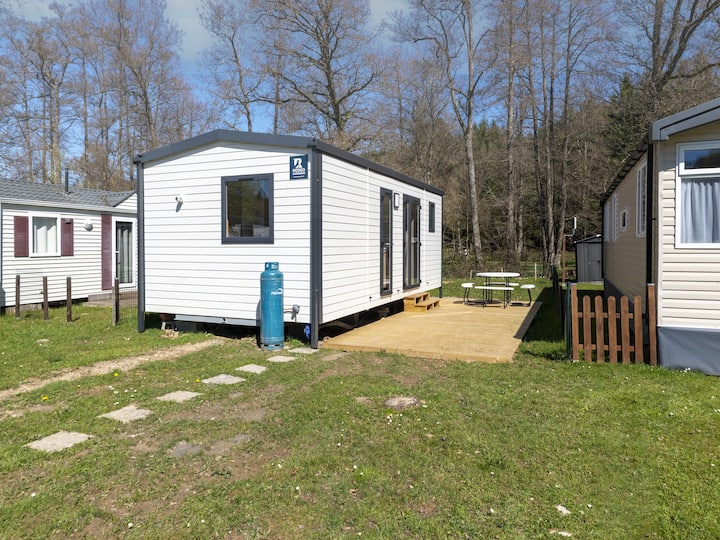 Caravane Haut De Gamme Avec Terrasse à ÉRezée - Ardennen