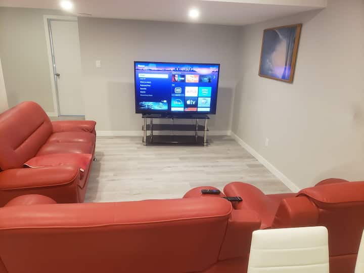 The Basement Suite Has A Separate Entrance, - Spruce Grove