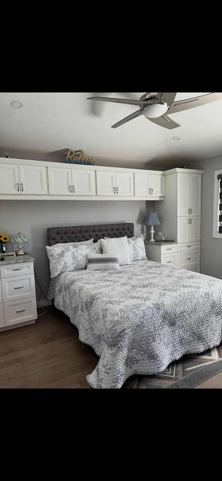 Sturgeon Lake Beach House - Lindsay