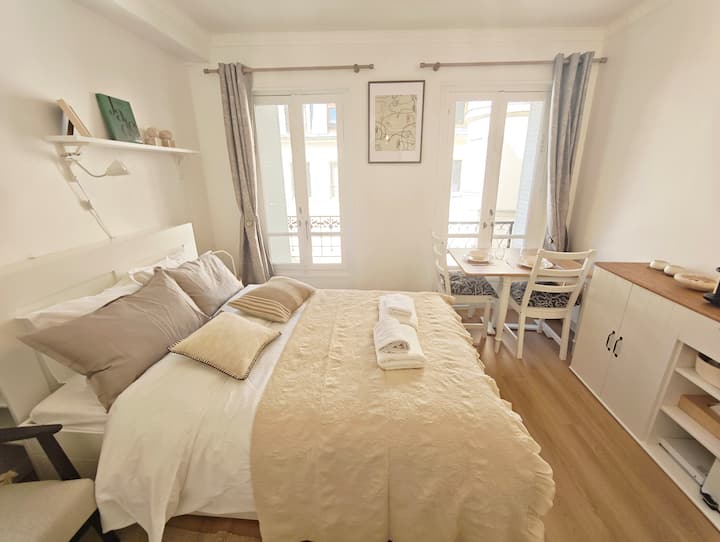 Charming Bright Studio – 3 Min Walk To Opéra For 2 - Paris
