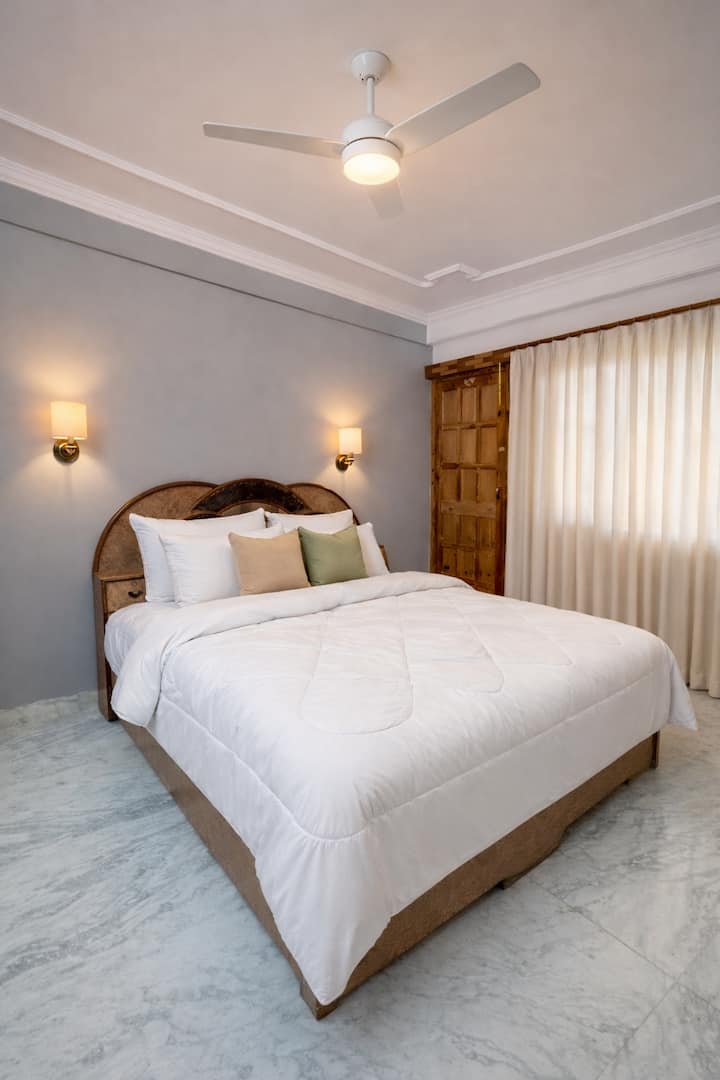 Mountain View Retreat | Calm & Cozy | Shimla Stay - Shimla