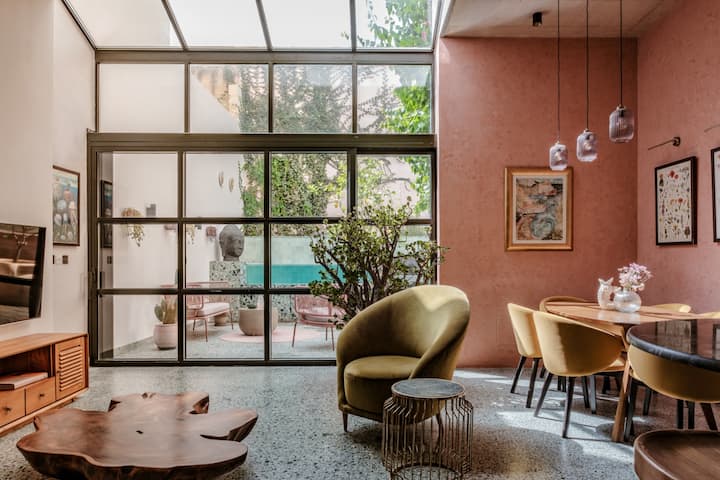 Architect-designed Townhouse. Pool & Roof Terrace - Malte