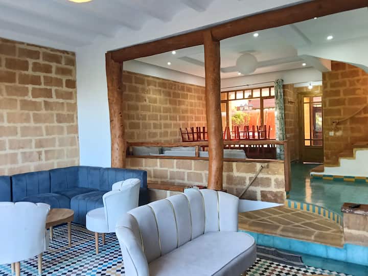 F7 Triplex Pieds Dans L'eau Pour Famille Seulement - Oualidia