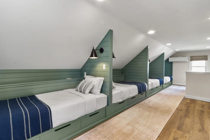 Father's Day At The Lake | Sleeps 12 - Lake Geneva