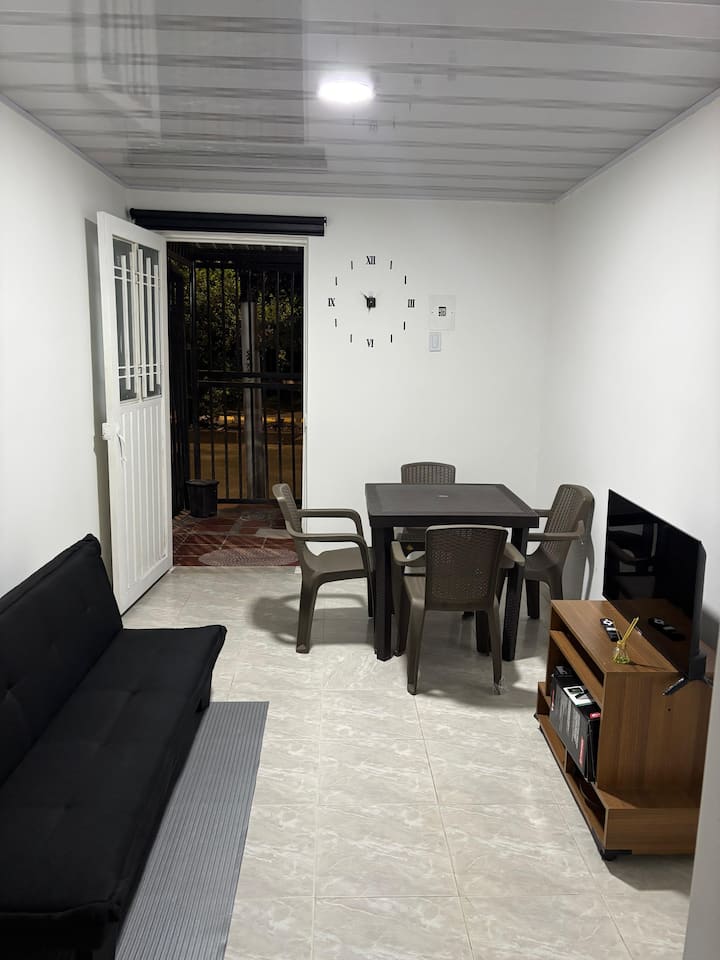 ¿Buscas Comodidad? ¡Este Apartaestudio Es Para Ti! - Neiva