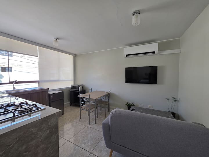 Exclusivo Monoambiente Con A/c Cerca A Huacachina - Ica