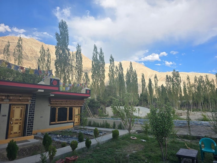 Homestay W/ Sand Dunes Access & Home Meals, Ladakh - Nubra Valley
