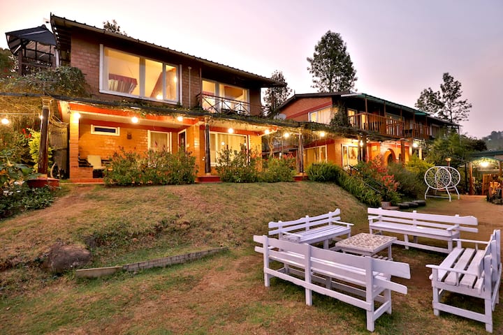 Pet Friendly | Romantic Couple Cottage-lamb's Rock - Coonoor