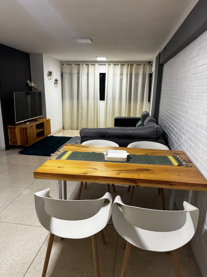Moderno Oasis En Caracas: Confort Y Conexión Total - Caracas