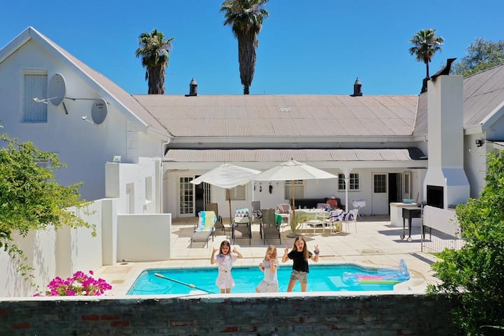 Family Home In Clanwilliam - Clanwilliam