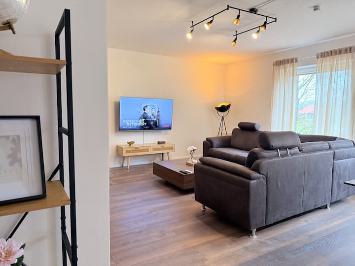 Moderne Ferienwohnung Fußläufig Zu Schloss Dankern - Haren