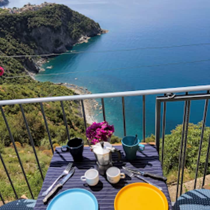 Cinque Terre-blue Path Apartment - Riomaggiore