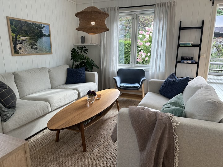 Moderne Og Velutstyrt Sjøhytte Med Stor Uteplass - Norway