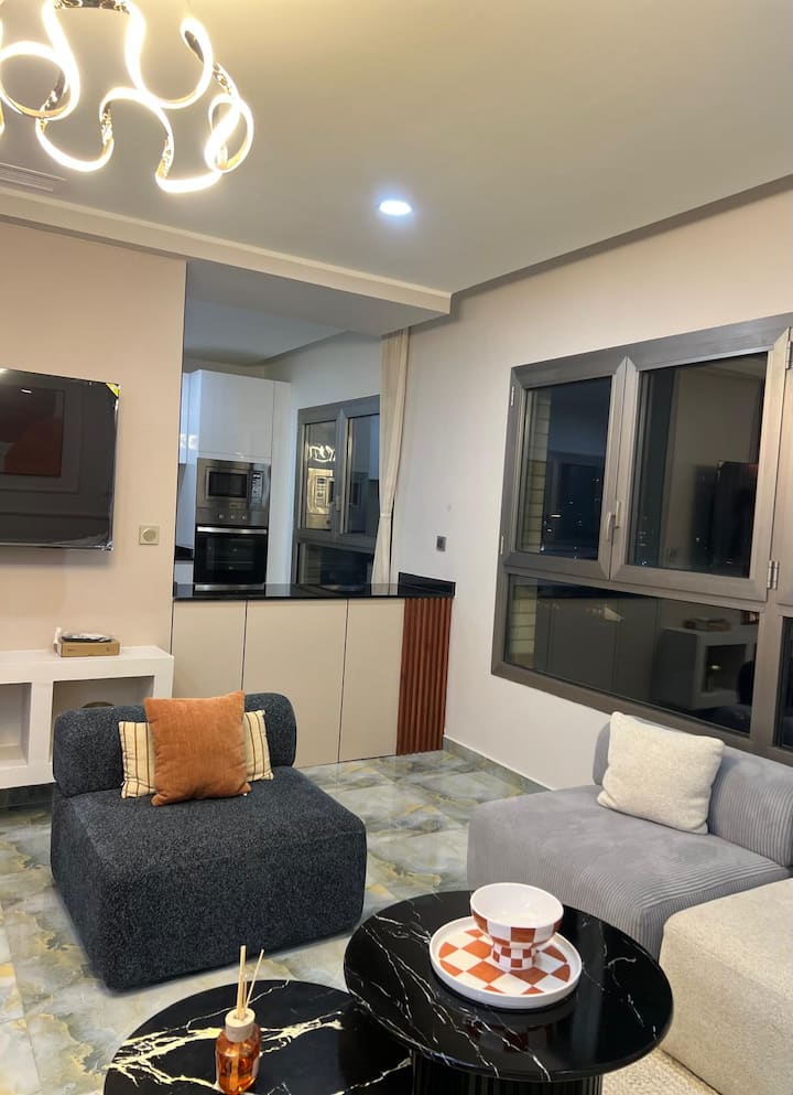 Appartement F3 Au Centre Ville D'oran - Oran