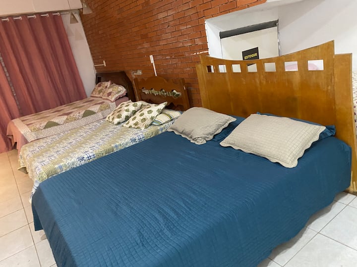 Espaço Amplo P/ Até 12 Pessoas Setor Sul. - Goiânia