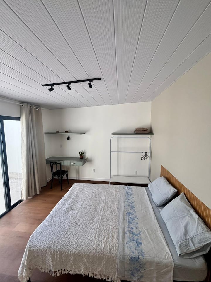 Kitinete Completa Na Mata Da Praia - Vitória