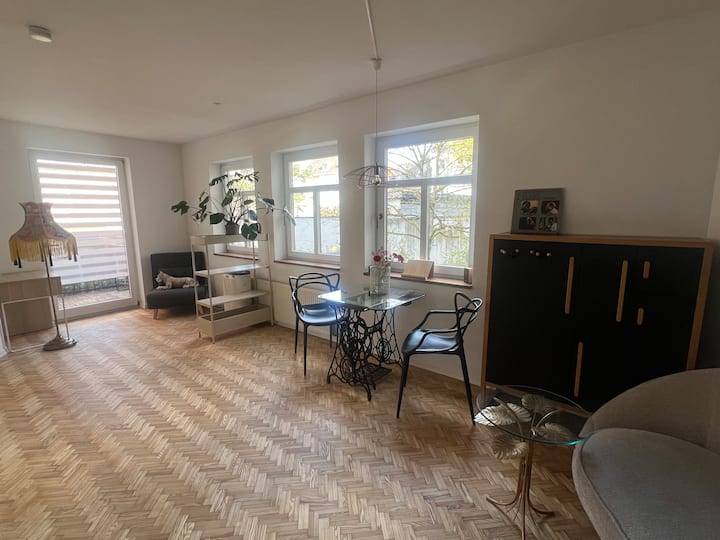 Im Herzen Von Ehrenfeld - Neptunplatz Vibes - Köln