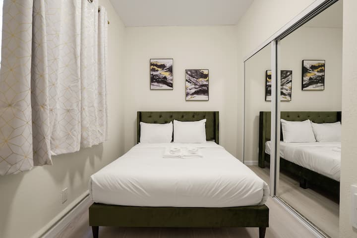 Affordable Private Room Near Sf State & Transit B - San Francisco, CA