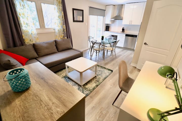 Thornhill Home In Heart Of Vaughan - Vaughan