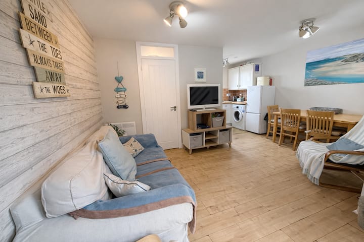 Cute Coastal Cottage With Stunning Hayle Views - Gwithian