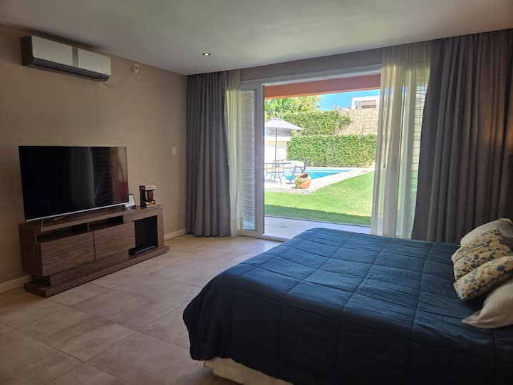 Espectacular Casa Con Pileta Y Jacuzzi - San Juan