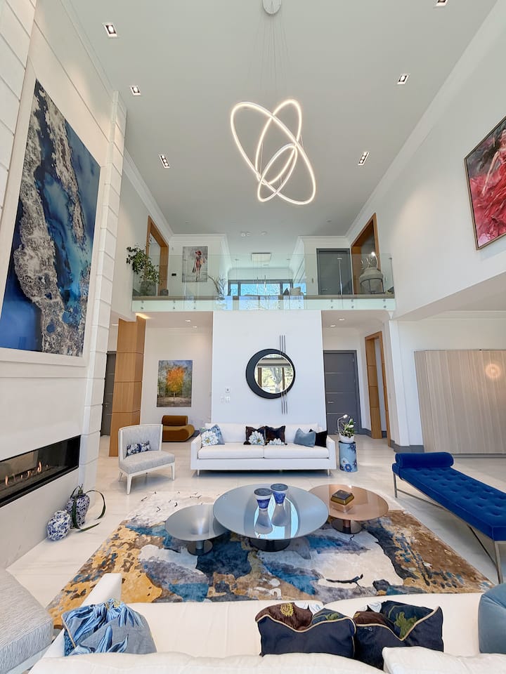 Modern Designer Home • Spacious & High-end Living - Markham