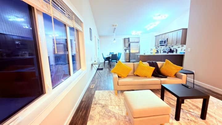 Ranch & River Retreat | 3br | Near Heritage Ranch - Red Deer