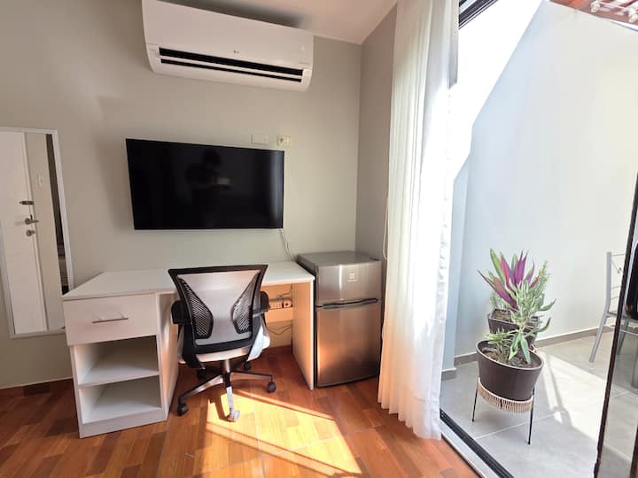 Lindo Monoambiente Con Terraza Cerca A Huacachina - Ica