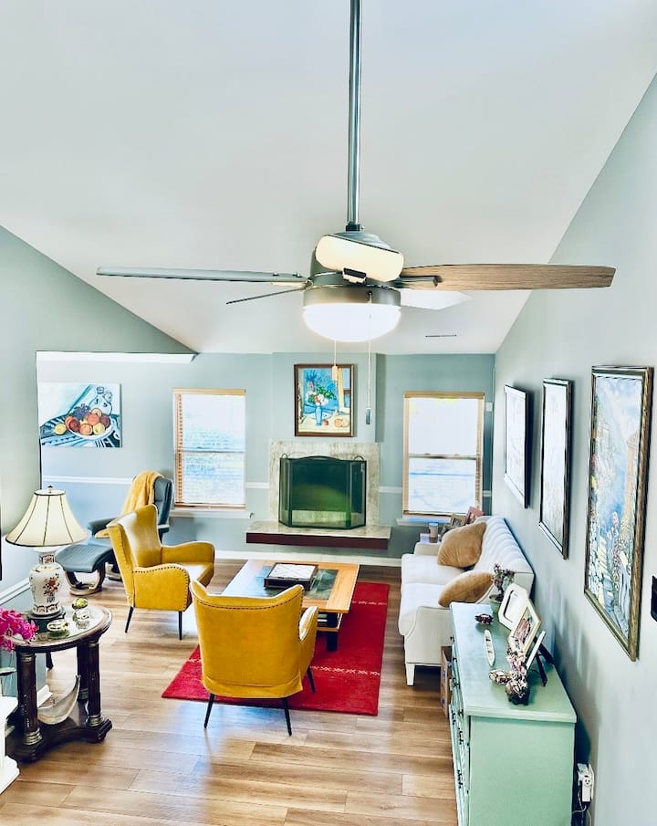 Family-friendly Contemporary Home In Eastport. - Annapolis, MD