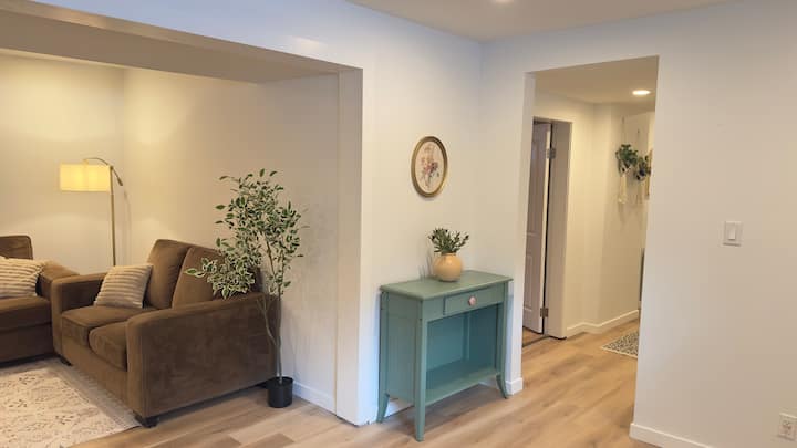 Casa Centrale - Located In The Heart Of Pg. - Canada