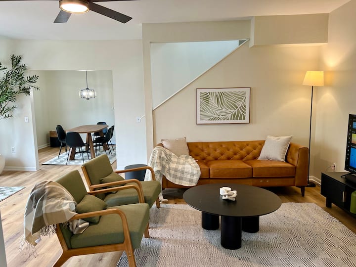 New Cozy Rose House —Downtown - Battle Creek, MI